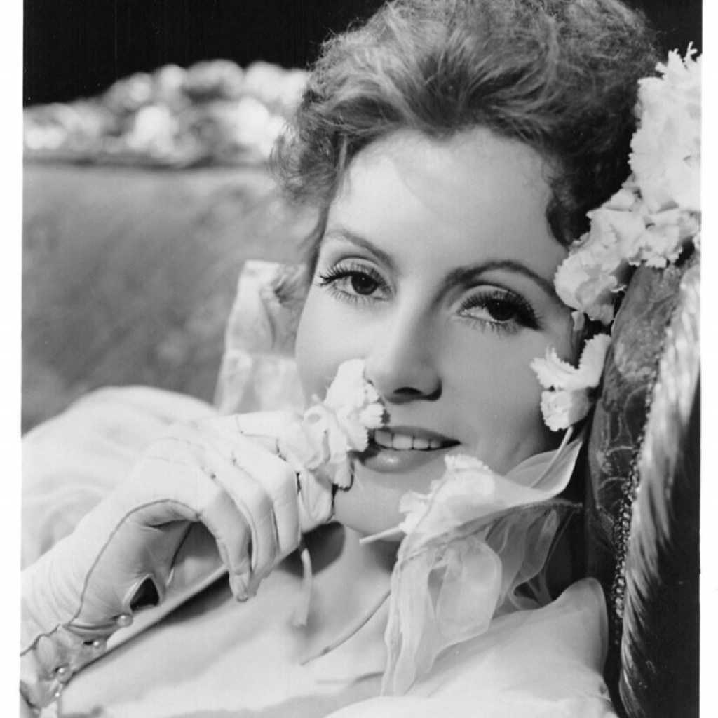 TV Time - Three Up, Two Down (TVShow Time)